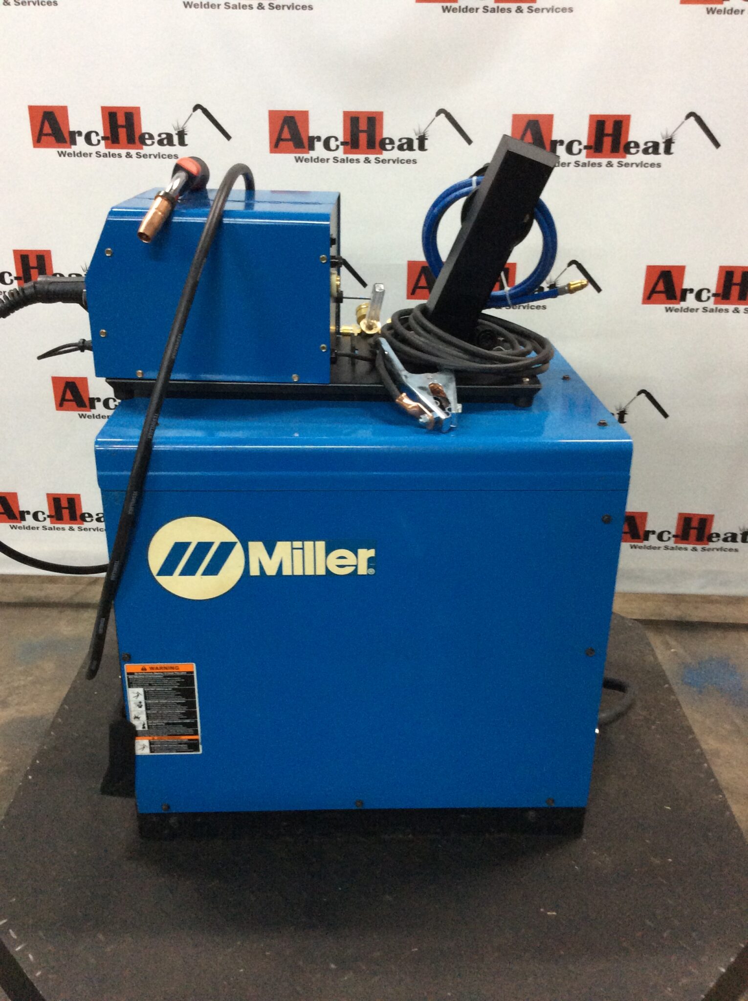 Miller Deltaweld 302 MIG Welder - Arc-Heat